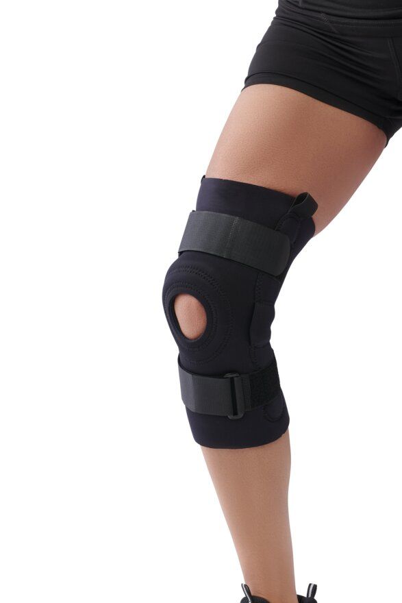 CURAD Hinged Knee Supports with U-Shaped Support XL 1Ct