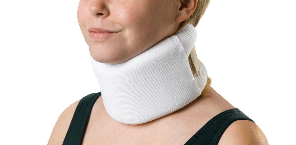 Medline Serpentine Cervical Collar Firm 3Hx22L Univ 1Ct