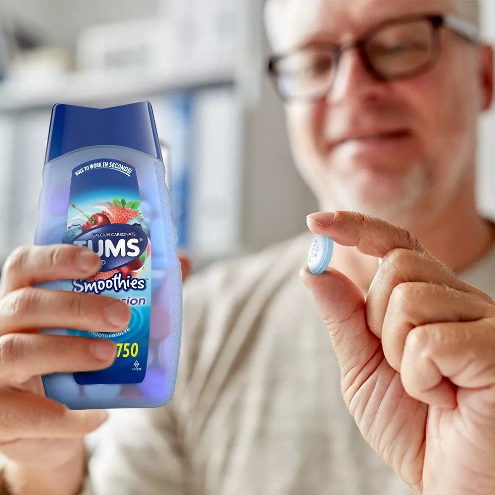 TUMS Smoothies Extra Strength Antacid Tablets Berry 140Ct